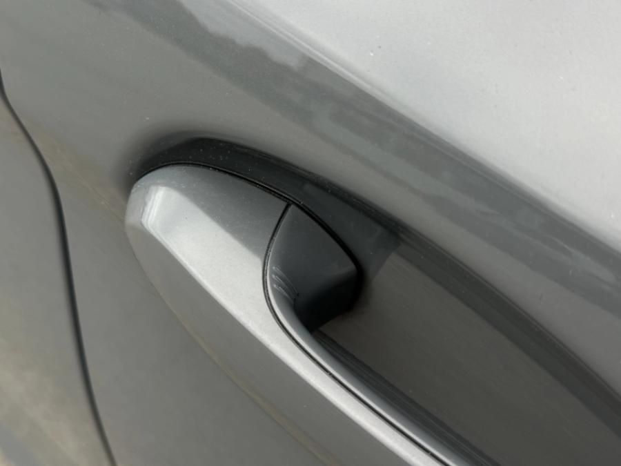 Pelēks BMW 530 2022 Rīga, ar dzinēja tilpumu 3.00 L un nobraukumu 178 tūkst. km par 29800 €, foto 20 vietnē AUTOMOTO.COM.LV
