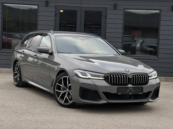 Grey BMW 530 2022 in Jelgava, with an engine capacity of 3.00 L and mileage of 178 thousand km for 29800 €, photo 1 on AUTOMOTO.COM.LV