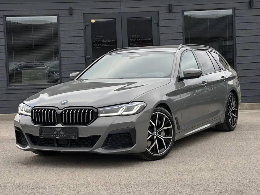 Pelēks BMW 530 2022 Jelgava, ar dzinēja tilpumu 3.00 L un nobraukumu 178 tūkst. km par 29800 €, foto 4 vietnē AUTOMOTO.COM.LV