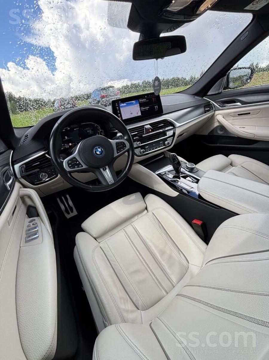 Grey BMW 530 2022 in Tukums, with an engine capacity of 2.00 L and mileage of 0 thousand km for 28900 €, photo 7 on AUTOMOTO.COM.LV