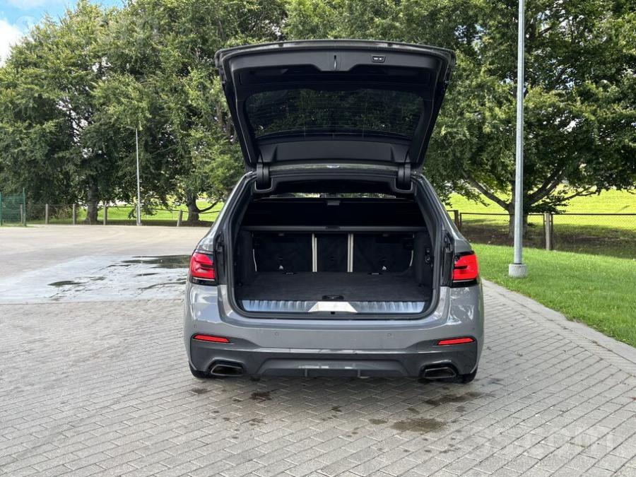 Grey BMW 530 2022 in Tukums, with an engine capacity of 2.00 L and mileage of 0 thousand km for 28900 €, photo 29 on AUTOMOTO.COM.LV
