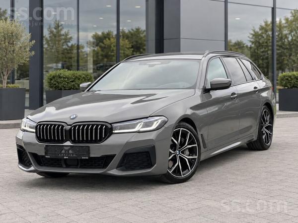 Grey BMW 530 2022 in Talsi, with an engine capacity of 3.00 L and mileage of 199 thousand km for 33999 €, photo 3 on AUTOMOTO.COM.LV
