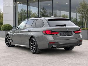 Grey BMW 530 2022 in Talsi, with an engine capacity of 3.00 L and mileage of 199 thousand km for 33999 €, photo 5 on AUTOMOTO.COM.LV