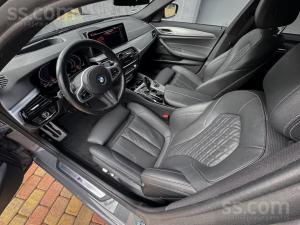 Pelēks BMW 530 2022 Rīga, ar dzinēja tilpumu 3.00 L un nobraukumu 148 tūkst. km par 29900 €, foto 17 vietnē AUTOMOTO.COM.LV