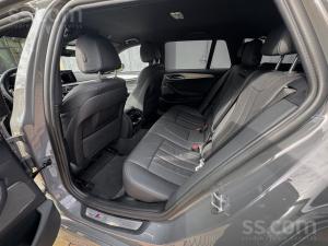 Pelēks BMW 530 2022 Rīga, ar dzinēja tilpumu 3.00 L un nobraukumu 148 tūkst. km par 29900 €, foto 30 vietnē AUTOMOTO.COM.LV