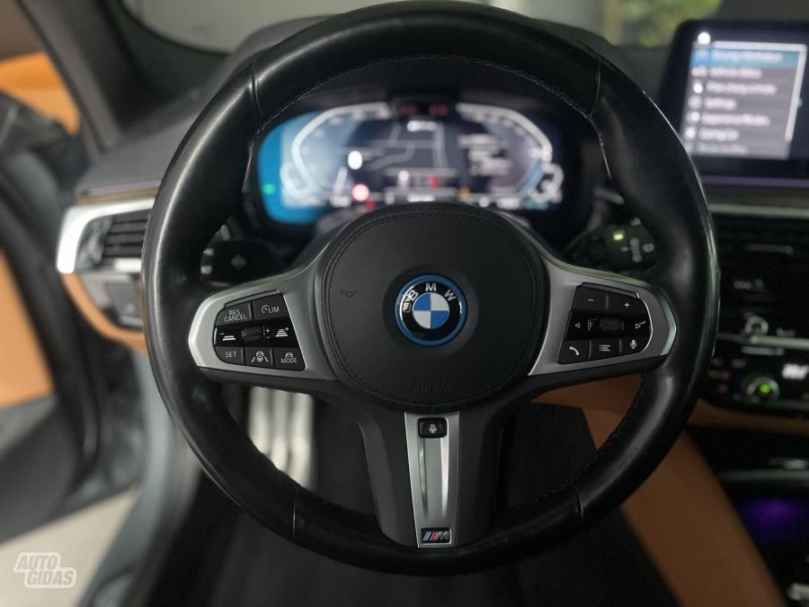 Pelēks BMW 530 2023 Klaipėda, ar dzinēja tilpumu 2.00 L un nobraukumu 124 tūkst. km par 36771 €, foto 14 vietnē AUTOMOTO.COM.LV