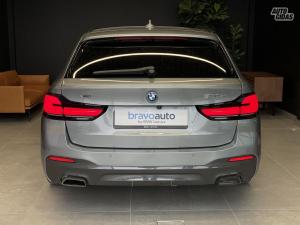 Grey BMW 530 2023 in Klaipeda, with an engine capacity of 2.00 L and mileage of 124 thousand km for 34953 €, photo 6 on AUTOMOTO.COM.LV