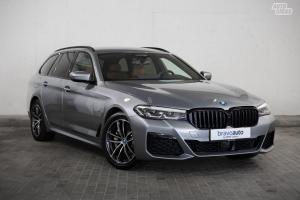 Pelēks BMW 530 2023 Viļņa, ar dzinēja tilpumu 2.00 L un nobraukumu 124 tūkst. km par 34953 €, foto 4 vietnē AUTOMOTO.COM.LV
