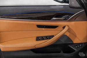 Pelēks BMW 530 2023 Viļņa, ar dzinēja tilpumu 2.00 L un nobraukumu 124 tūkst. km par 34953 €, foto 20 vietnē AUTOMOTO.COM.LV