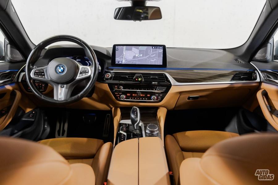 Pelēks BMW 530 2023 Viļņa, ar dzinēja tilpumu 2.00 L un nobraukumu 124 tūkst. km par 34953 €, foto 26 vietnē AUTOMOTO.COM.LV