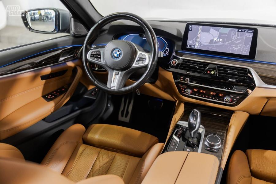 Pelēks BMW 530 2023 Viļņa, ar dzinēja tilpumu 2.00 L un nobraukumu 124 tūkst. km par 34953 €, foto 28 vietnē AUTOMOTO.COM.LV