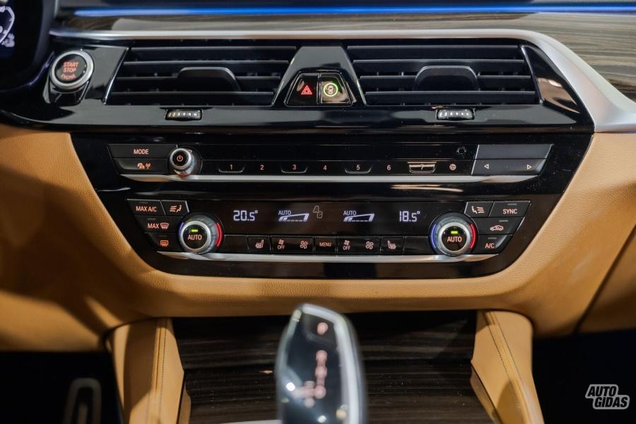 Pelēks BMW 530 2023 Viļņa, ar dzinēja tilpumu 2.00 L un nobraukumu 124 tūkst. km par 34953 €, foto 29 vietnē AUTOMOTO.COM.LV