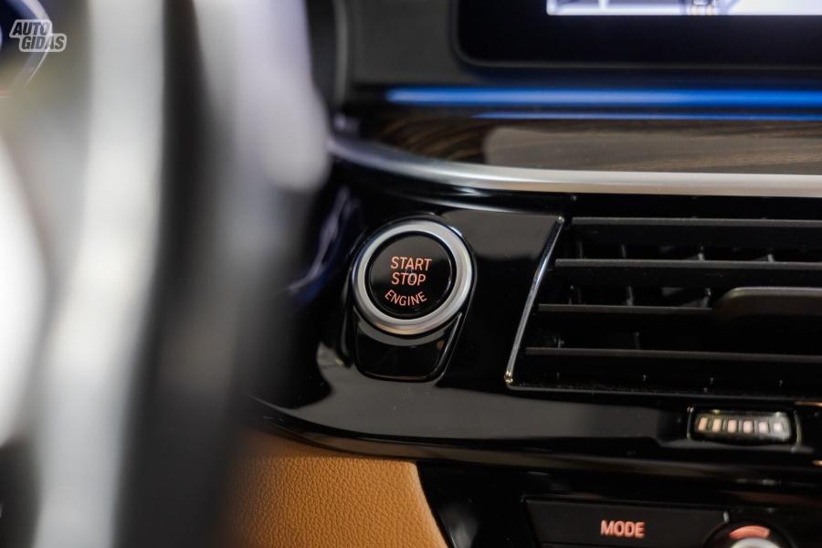 Pelēks BMW 530 2023 Viļņa, ar dzinēja tilpumu 2.00 L un nobraukumu 124 tūkst. km par 34953 €, foto 30 vietnē AUTOMOTO.COM.LV