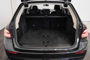 Pelēks BMW 530 2023 Tallina, ar dzinēja tilpumu 3.00 L un nobraukumu 104 tūkst. km par 33900 €, foto 17 vietnē AUTOMOTO.COM.LV