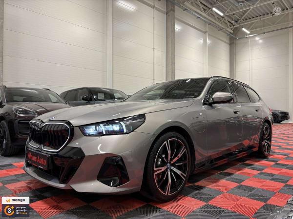 Grey BMW 530 2024 in Vilnius, with an engine capacity of 2.00 L and mileage of 20 thousand km for 57490 €, photo 1 on AUTOMOTO.COM.LV