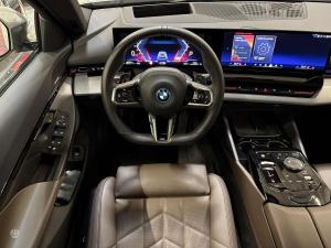 Pelēks BMW 530 2024 Viļņa, ar dzinēja tilpumu 2.00 L un nobraukumu 20 tūkst. km par 56990 €, foto 22 vietnē AUTOMOTO.COM.LV