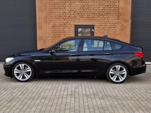 BMW 530 2009 in Riga, with an engine capacity of 3.00 L and mileage of 209 thousand km for 11290 €, photo 18 on AUTOMOTO.COM.LV