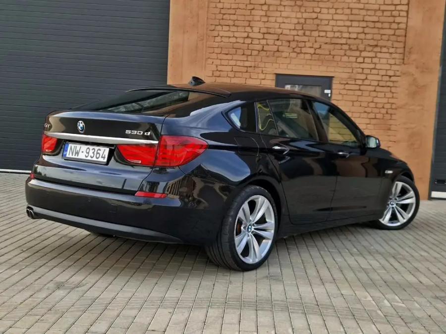 BMW 530 2009 in Riga, with an engine capacity of 3.00 L and mileage of 209 thousand km for 11290 €, photo 21 on AUTOMOTO.COM.LV