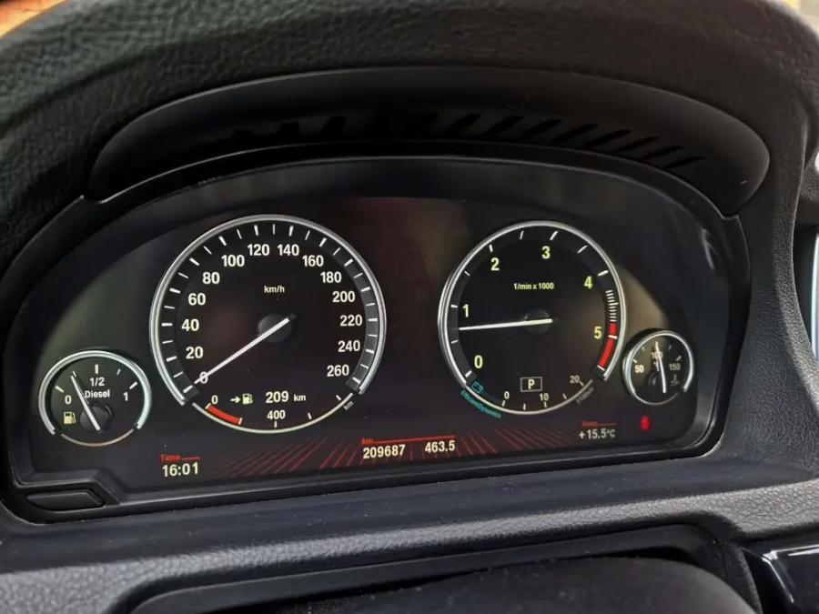 BMW 530 2009 in Riga, with an engine capacity of 3.00 L and mileage of 209 thousand km for 11290 €, photo 23 on AUTOMOTO.COM.LV