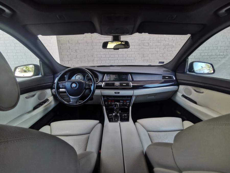 BMW 530 2009 in Riga, with an engine capacity of 3.00 L and mileage of 209 thousand km for 11290 €, photo 13 on AUTOMOTO.COM.LV