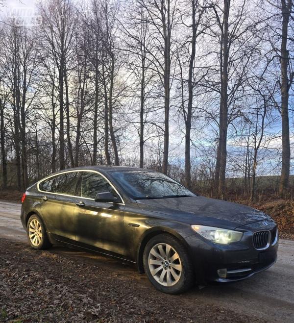 BMW 530 2010 Panevēža, ar dzinēja tilpumu 3.00 L un nobraukumu 420 tūkst. km par 5700 €, foto 2 vietnē AUTOMOTO.COM.LV