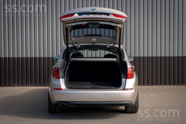 BMW 530 2010 in Talsi, with an engine capacity of 3.00 L and mileage of 269 thousand km for 9950 €, photo 7 on AUTOMOTO.COM.LV