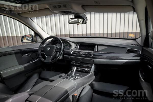 BMW 530 2010 in Talsi, with an engine capacity of 3.00 L and mileage of 269 thousand km for 9950 €, photo 9 on AUTOMOTO.COM.LV