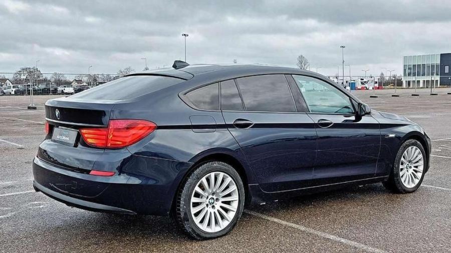 BMW 530 2010 in Vilnius, with an engine capacity of 2.99 L and mileage of 335 thousand km for 9300 €, photo 1 on AUTOMOTO.COM.LV