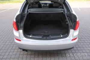 BMW 530 2011 in Riga, with an engine capacity of 3.00 L and mileage of 0 thousand km for 12990 €, photo 12 on AUTOMOTO.COM.LV