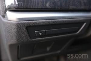 BMW 530 2011 in Riga, with an engine capacity of 3.00 L and mileage of 0 thousand km for 12990 €, photo 19 on AUTOMOTO.COM.LV