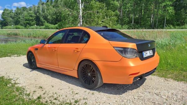 Oranžs BMW 530 2003 Aizkraukle, ar dzinēja tilpumu 3.00 L un nobraukumu 339 tūkst. km par 3500 €, foto 3 vietnē AUTOMOTO.COM.LV