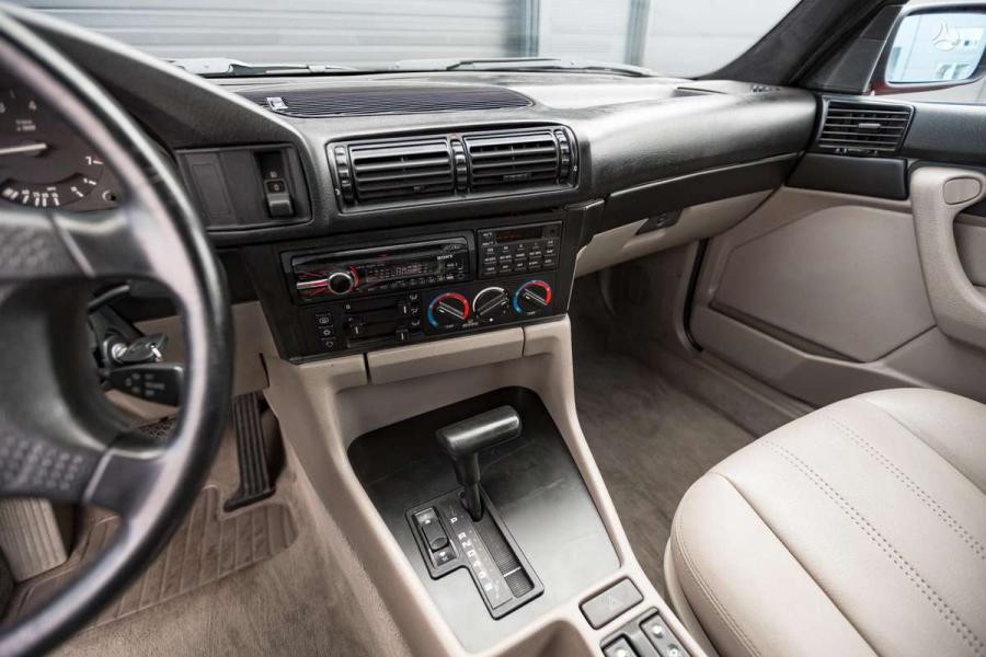 Sarkans BMW 530 1994 Klaipėda, ar dzinēja tilpumu 3.00 L un nobraukumu 400 tūkst. km par 13450 €, foto 17 vietnē AUTOMOTO.COM.LV