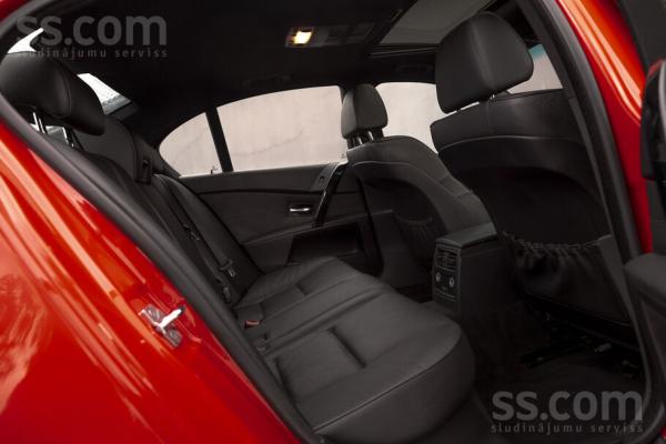 Red BMW 530 2003 in Jelgava, with an engine capacity of 3.00 L and mileage of 380 thousand km for 5000 €, photo 9 on AUTOMOTO.COM.LV