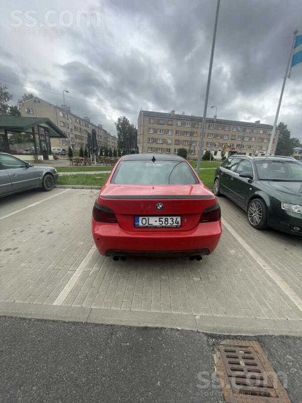 BMW 530 2004 Rēzekne vietnē Sarkans BMW 530 2004 Rēzekne, ar dzinēja tilpumu 3.00 L un nobraukumu 476 tūkst. km par 2800 €, foto 5 vietnē AUTOMOTO.COM.LV
