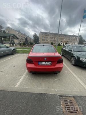 Sarkans BMW 530 2004 Rēzekne, ar dzinēja tilpumu 3.00 L un nobraukumu 476 tūkst. km par 2800 €, foto 5 vietnē AUTOMOTO.COM.LV