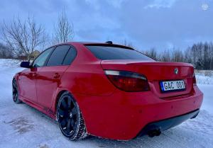 Red BMW 530 2005 in Vilnius, with an engine capacity of 2.99 L and mileage of 438 thousand km for 5950 €, photo 3 on AUTOMOTO.COM.LV