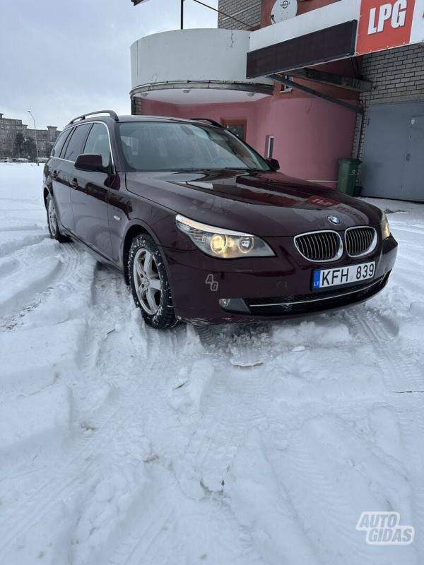 Red BMW 530 2009 in Kaunas, with an engine capacity of 3.00 L and mileage of 351 thousand km for 4000 €, photo 2 on AUTOMOTO.COM.LV
