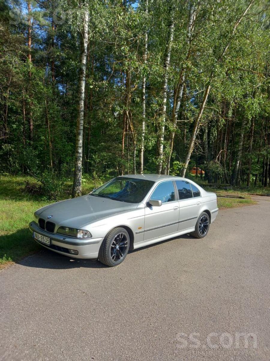 BMW 530 1999 in Daugavpils, with an engine capacity of 3.00 L and mileage of 32 thousand km for 3200 €, photo 20 on AUTOMOTO.COM.LV