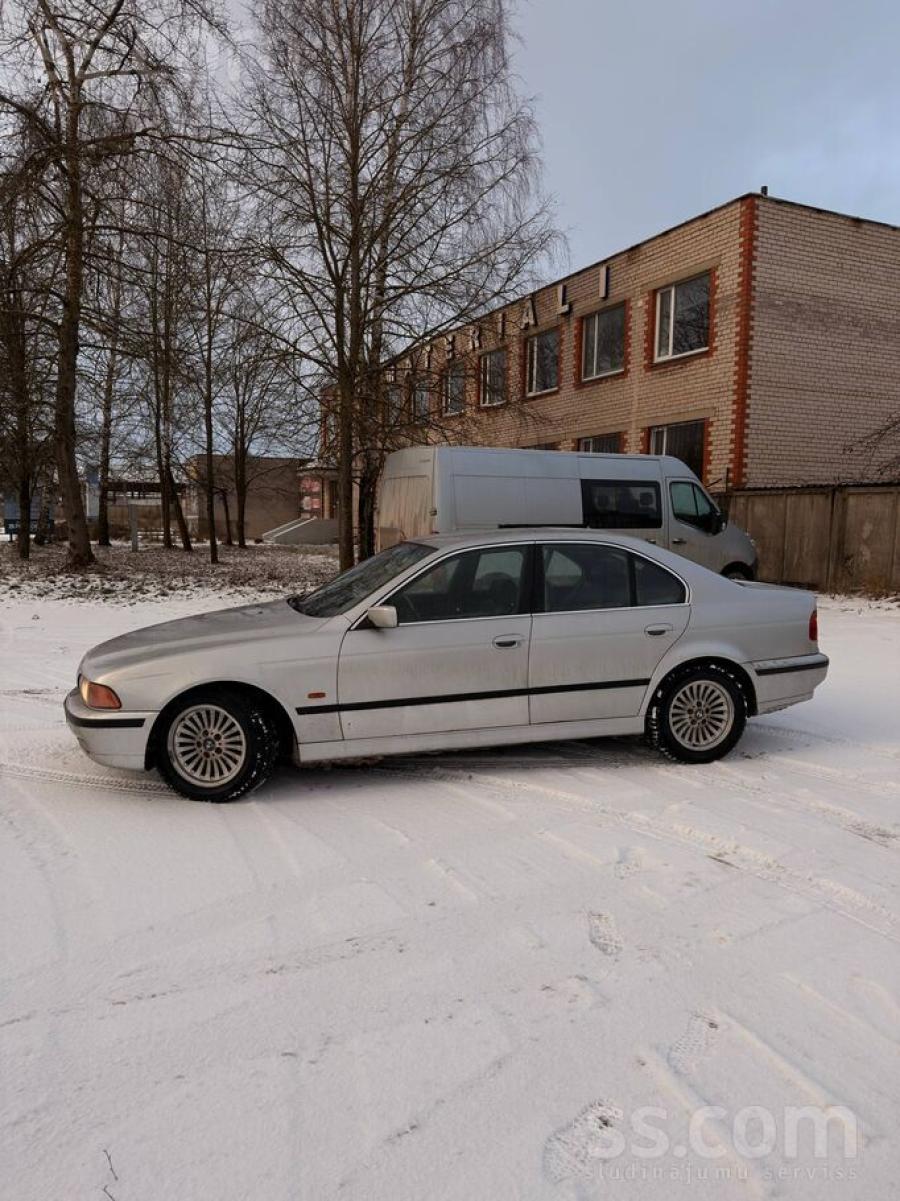 BMW 530 1999 Daugavpils, ar dzinēja tilpumu 3.00 L un nobraukumu 260 tūkst. km par 3200 €, foto 13 vietnē AUTOMOTO.COM.LV