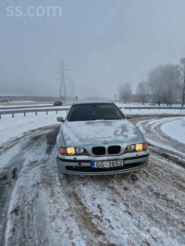 BMW 530 1999 in Tukums, with an engine capacity of 3.00 L and mileage of 463 thousand km for 1499 €, photo 3 on AUTOMOTO.COM.LV