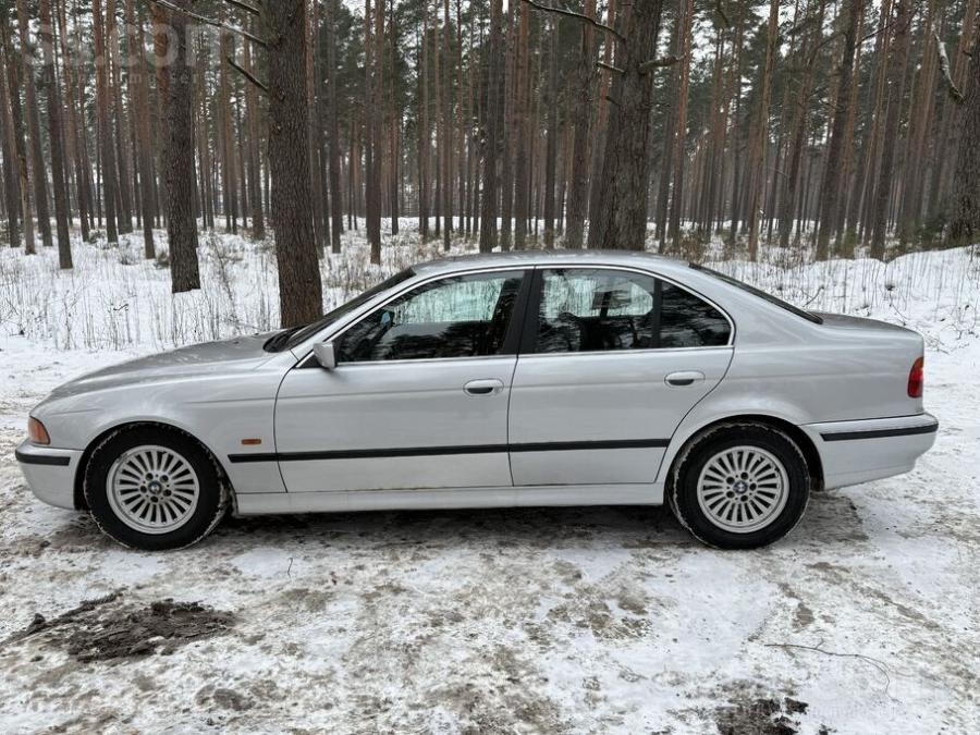 BMW 530 1999 Rīga, ar dzinēja tilpumu 3.00 L un nobraukumu 260 tūkst. km par 2350 €, foto 2 vietnē AUTOMOTO.COM.LV