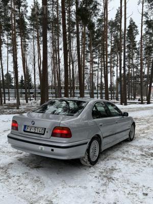 BMW 530 1999 Rīga, ar dzinēja tilpumu 3.00 L un nobraukumu 260 tūkst. km par 2350 €, foto 4 vietnē AUTOMOTO.COM.LV