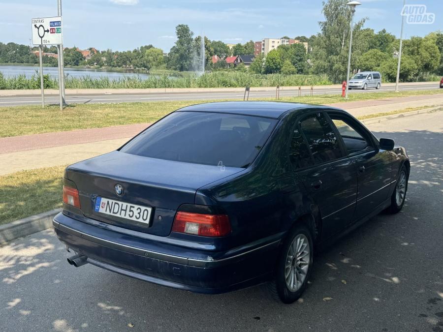 BMW 530 1999 Viļņa, ar dzinēja tilpumu 3.00 L un nobraukumu 400 tūkst. km par 1550 €, foto 7 vietnē AUTOMOTO.COM.LV
