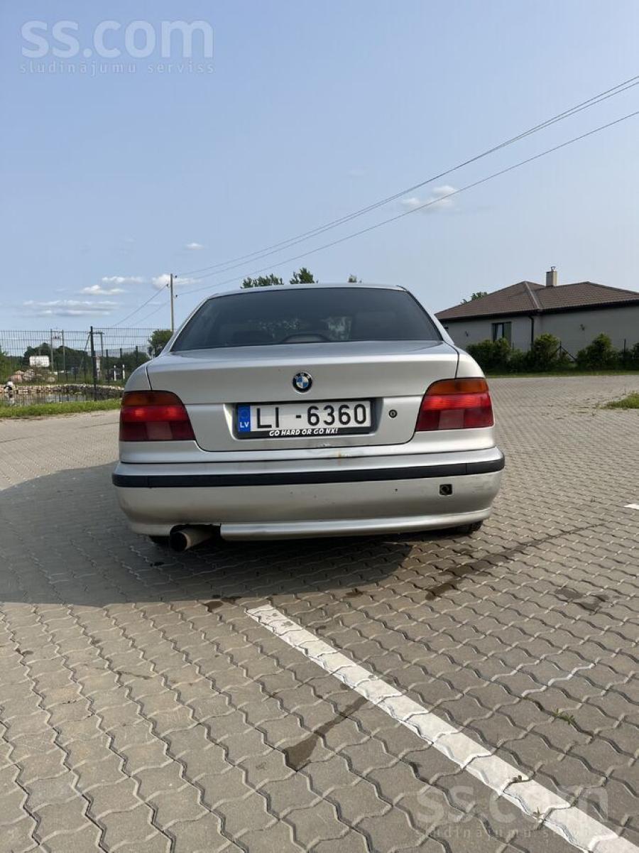 BMW 530 2000 Ogre, ar dzinēja tilpumu 3.00 L un nobraukumu 510 tūkst. km par 12990 €, foto 4 vietnē AUTOMOTO.COM.LV