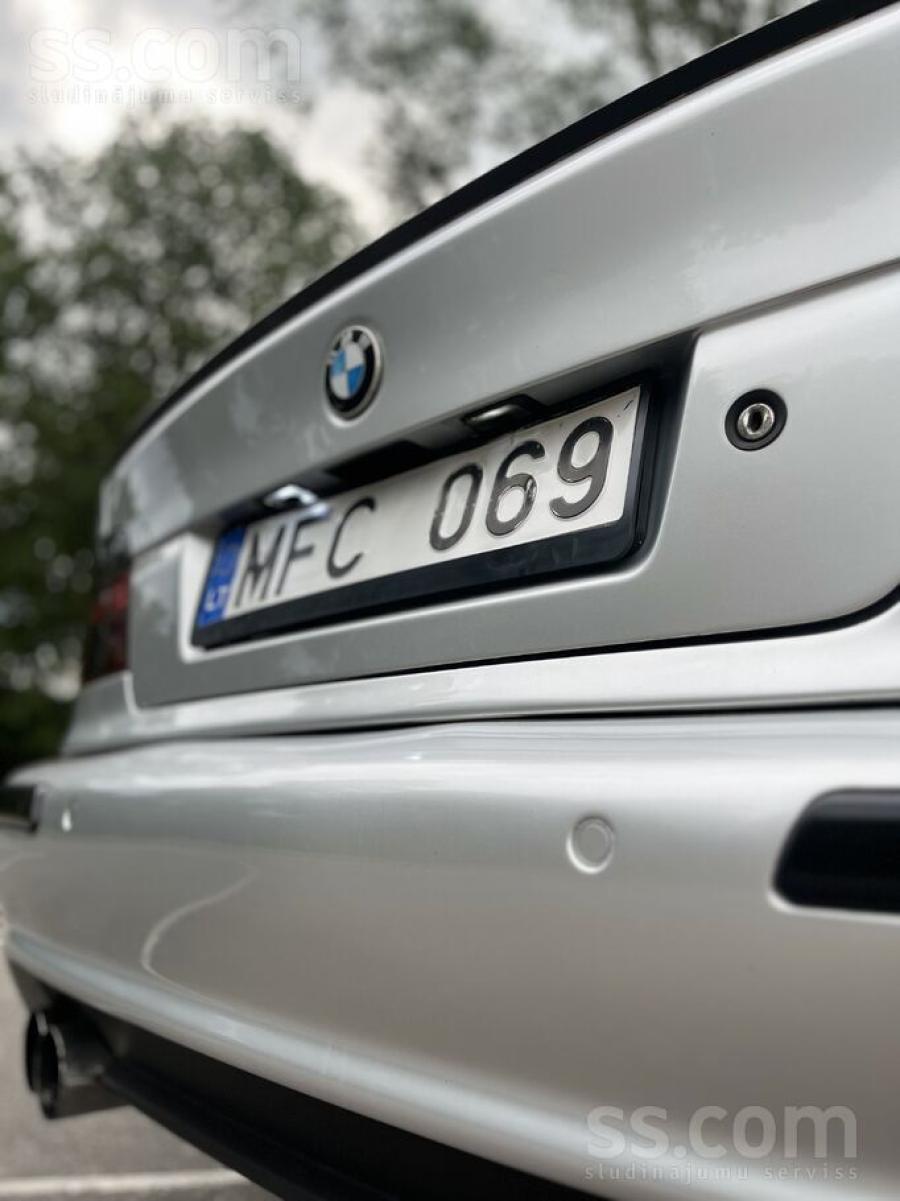BMW 530 2000 Rīga, ar dzinēja tilpumu 3.00 L un nobraukumu 460 tūkst. km par 4000 €, foto 4 vietnē AUTOMOTO.COM.LV