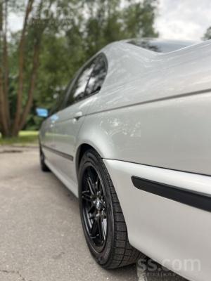 BMW 530 2000 Rīga, ar dzinēja tilpumu 3.00 L un nobraukumu 460 tūkst. km par 4000 €, foto 9 vietnē AUTOMOTO.COM.LV