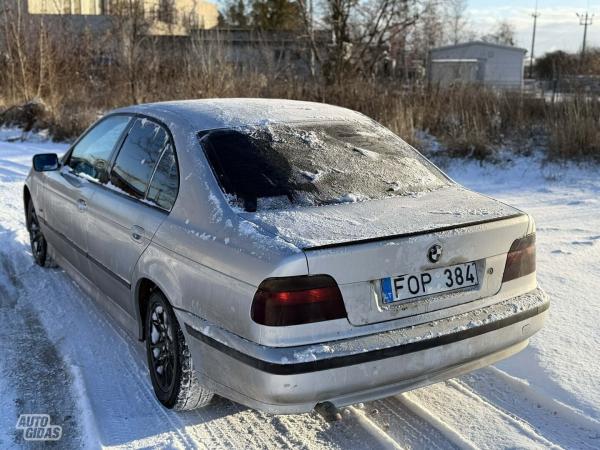 BMW 530 2000 Kauņa, ar dzinēja tilpumu 3.00 L un nobraukumu 404 tūkst. km par 999 €, foto 4 vietnē AUTOMOTO.COM.LV