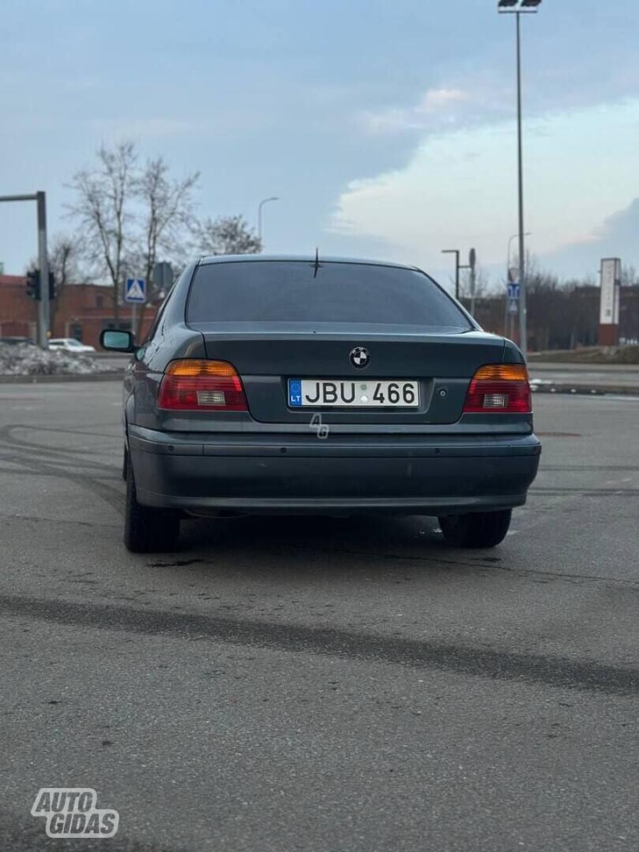 BMW 530 2000 in Klaipeda, with an engine capacity of 2.90 L and mileage of 311 thousand km for 2299 €, photo 2 on AUTOMOTO.COM.LV