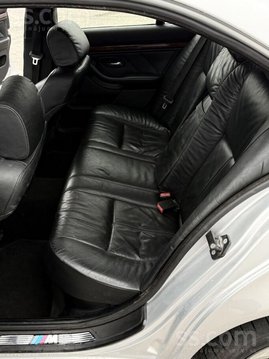 BMW 530 2000 Daugavpils, ar dzinēja tilpumu 3.00 L un nobraukumu 502 tūkst. km par 6000 €, foto 14 vietnē AUTOMOTO.COM.LV