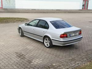 BMW 530 2000 Dobele, ar dzinēja tilpumu 3.00 L un nobraukumu 353 tūkst. km par 1900 €, foto 5 vietnē AUTOMOTO.COM.LV